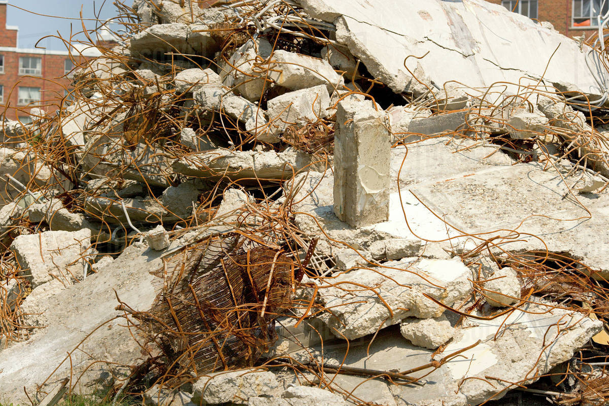 How to Deal with Demolition Waste | Melbourne City Rubbish